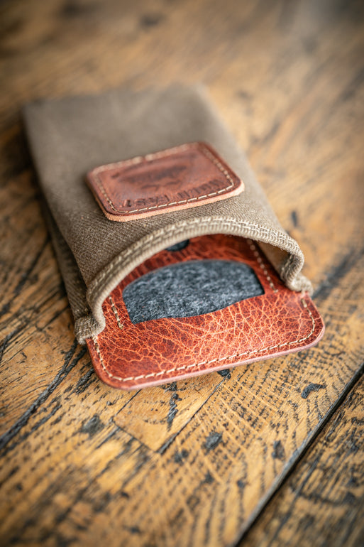 Sightseer Cell Pouch V2 | Hold Fast