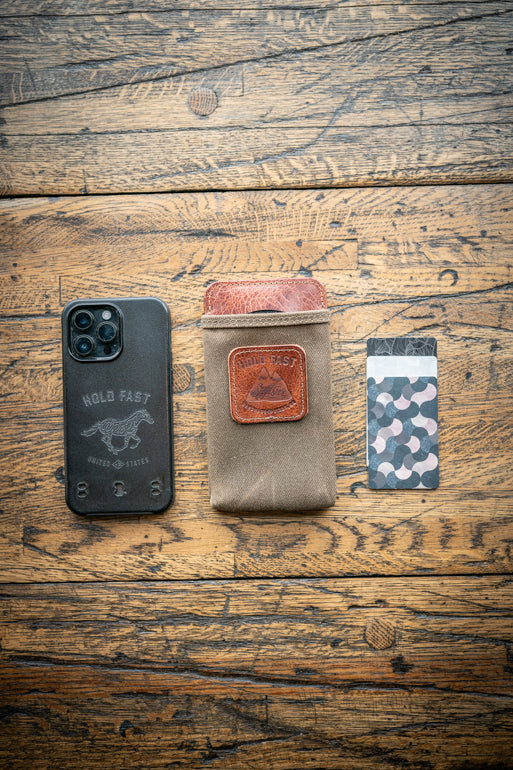 Sightseer Cell Pouch V2 | Hold Fast