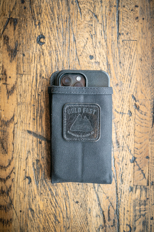 Sightseer Cell Pouch V2 | Hold Fast
