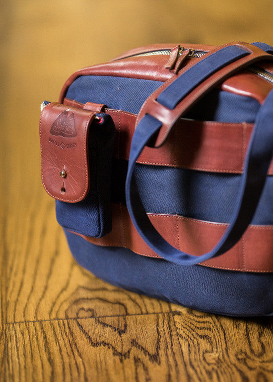 Sightseer Cell Pouch | Hold Fast