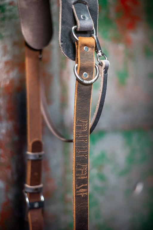 The Mando (Limited Edition Straps) | Hold Fast